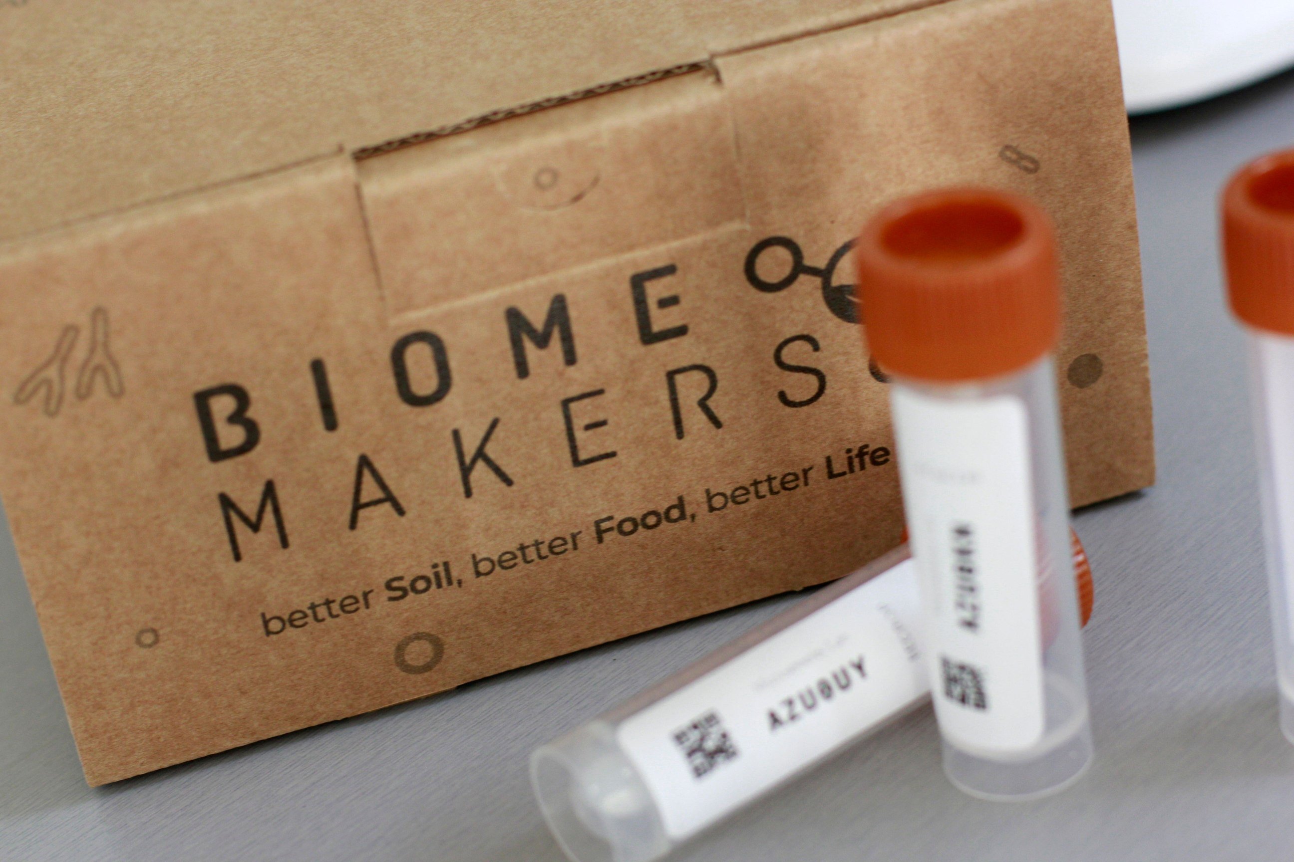 Biome Makers and Biospheres Collaborate to Offer Biological Soil Health Analyses in France